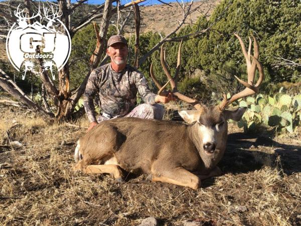 Nevada Mule Deer Hunting Guide & Outfitter | NV Mule Deer Hunts